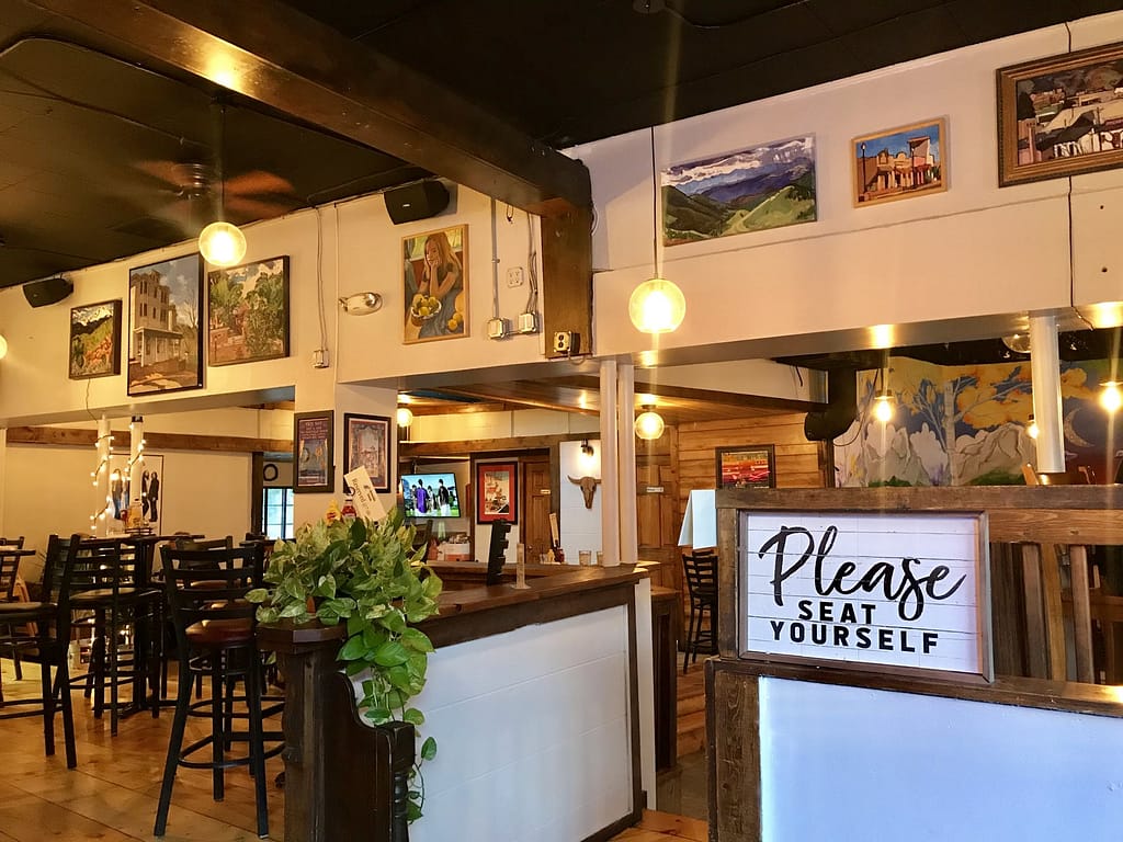 Family and Casual Restaurants in Manitou Springs, CO