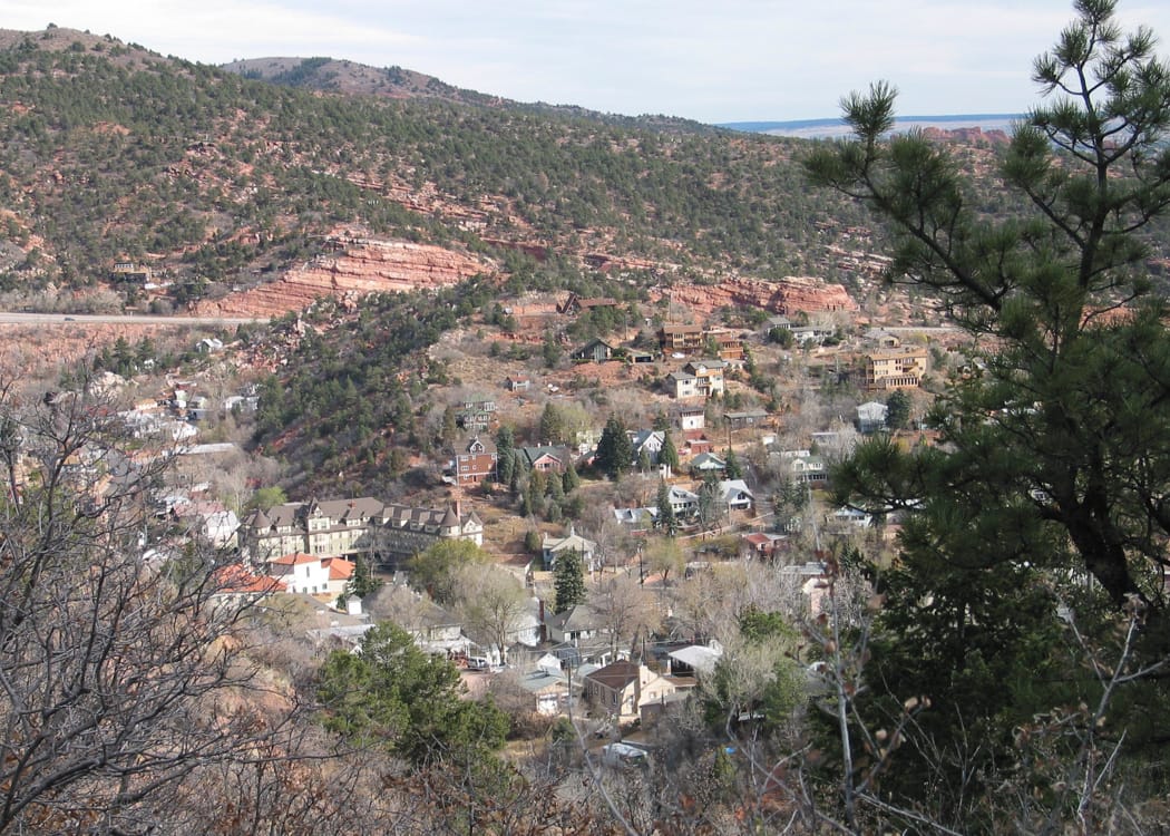 Hiking Trails in Manitou Springs, CO and the Pikes Peak Region